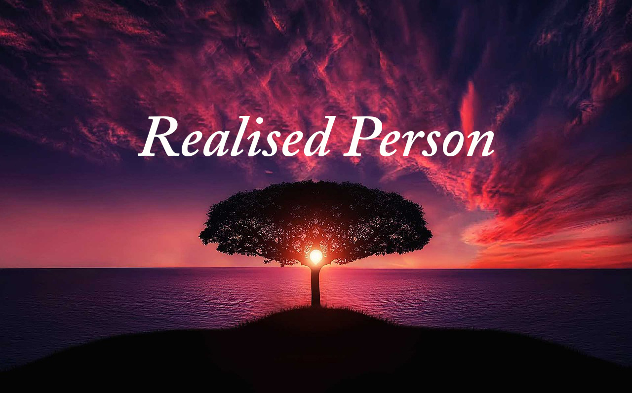 What is the difference of a realised person and an ordinary person ...